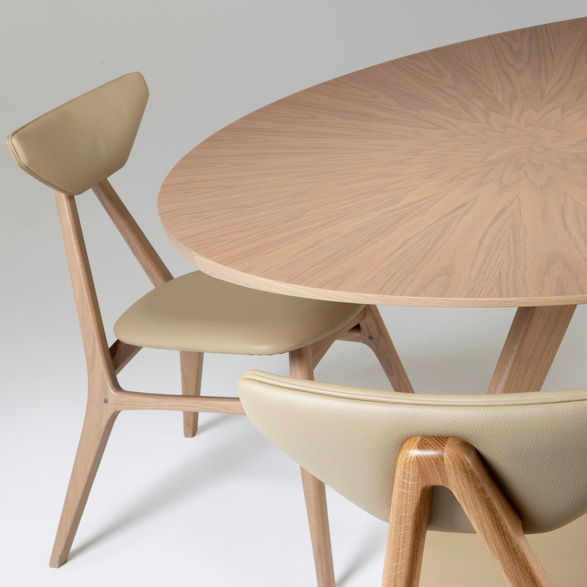 Thesis Circular Table – Gordon Russell